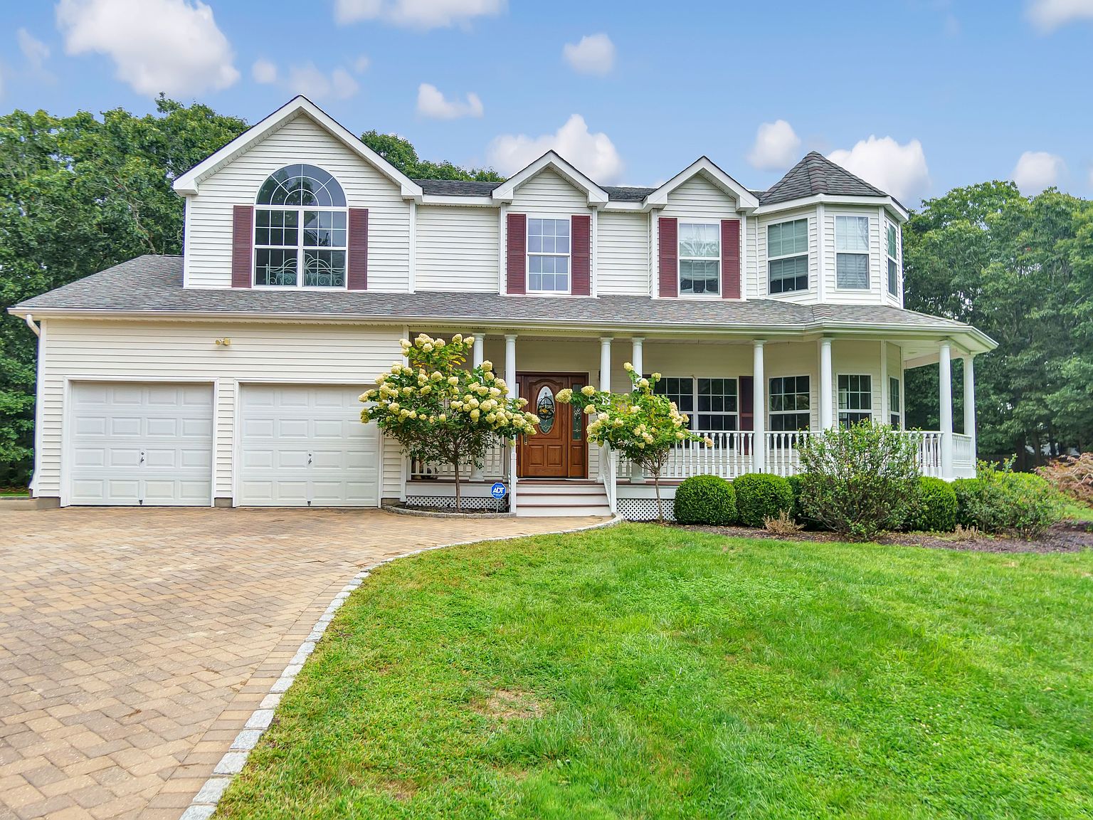 10 Jessie Rd, Eastport, NY 11941 | MLS #376147 | Zillow
