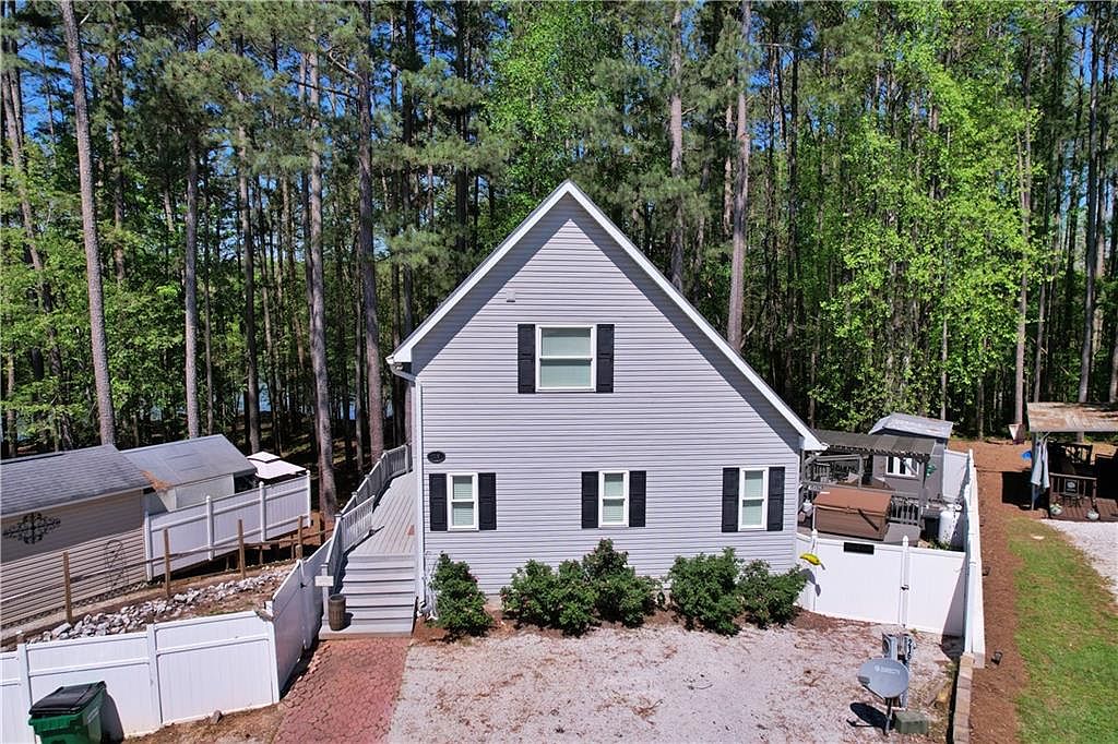 218 Newbury Cir, Westminster, SC 29693 | MLS #20263532 | Zillow