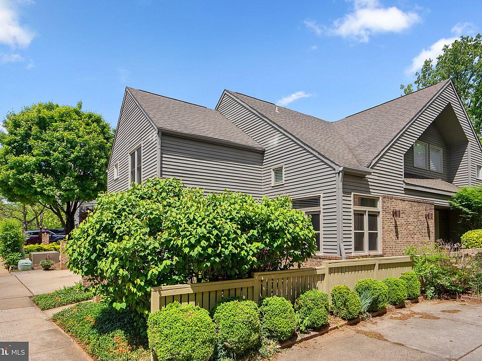 2029 Beacon Pl, Reston, VA 20191 | MLS #VAFX2129348 | Zillow