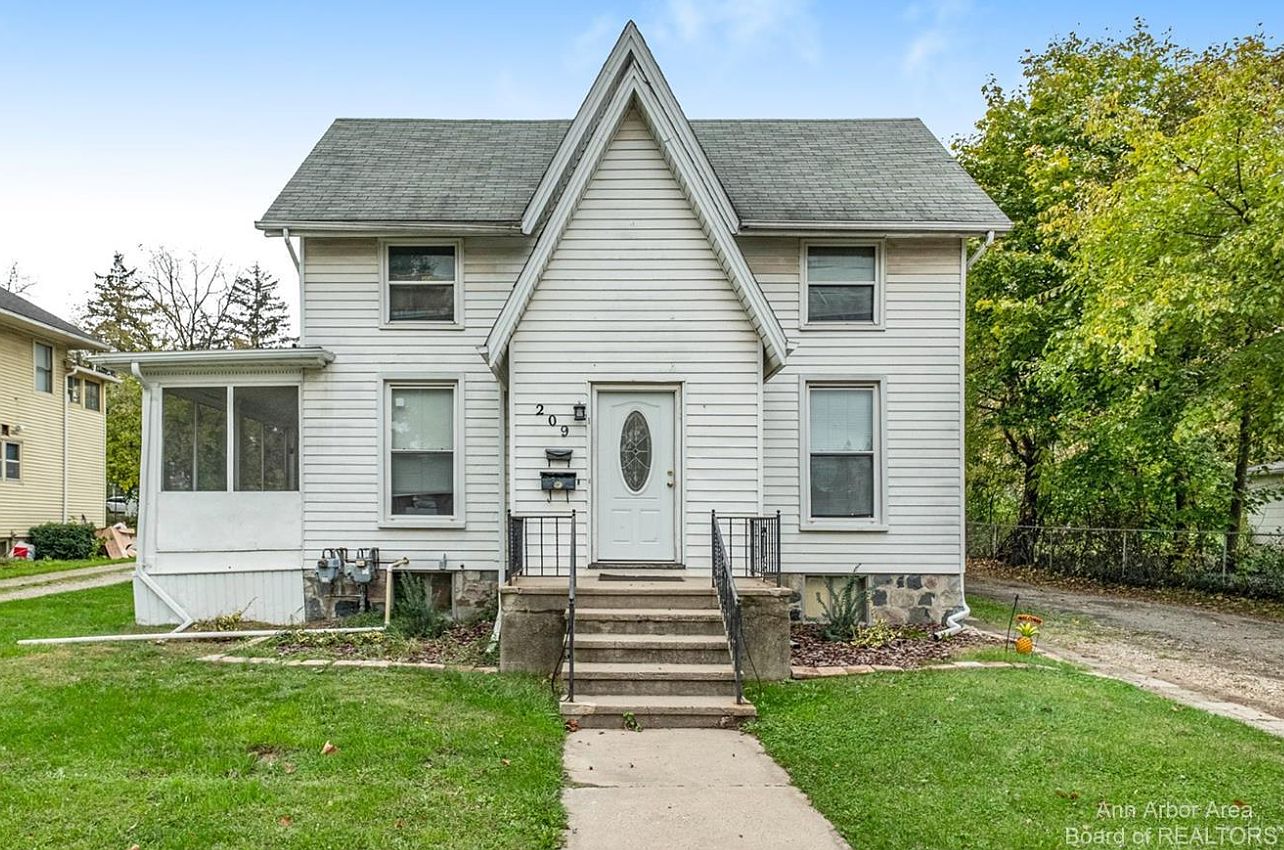 209 N Normal St APT 2, Ypsilanti, MI 48197 | Zillow