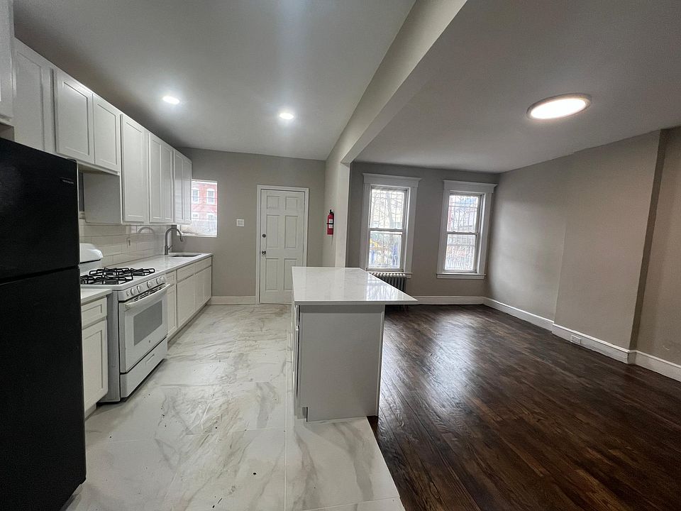 218 S 11th St, Newark, NJ 07107 | Zillow