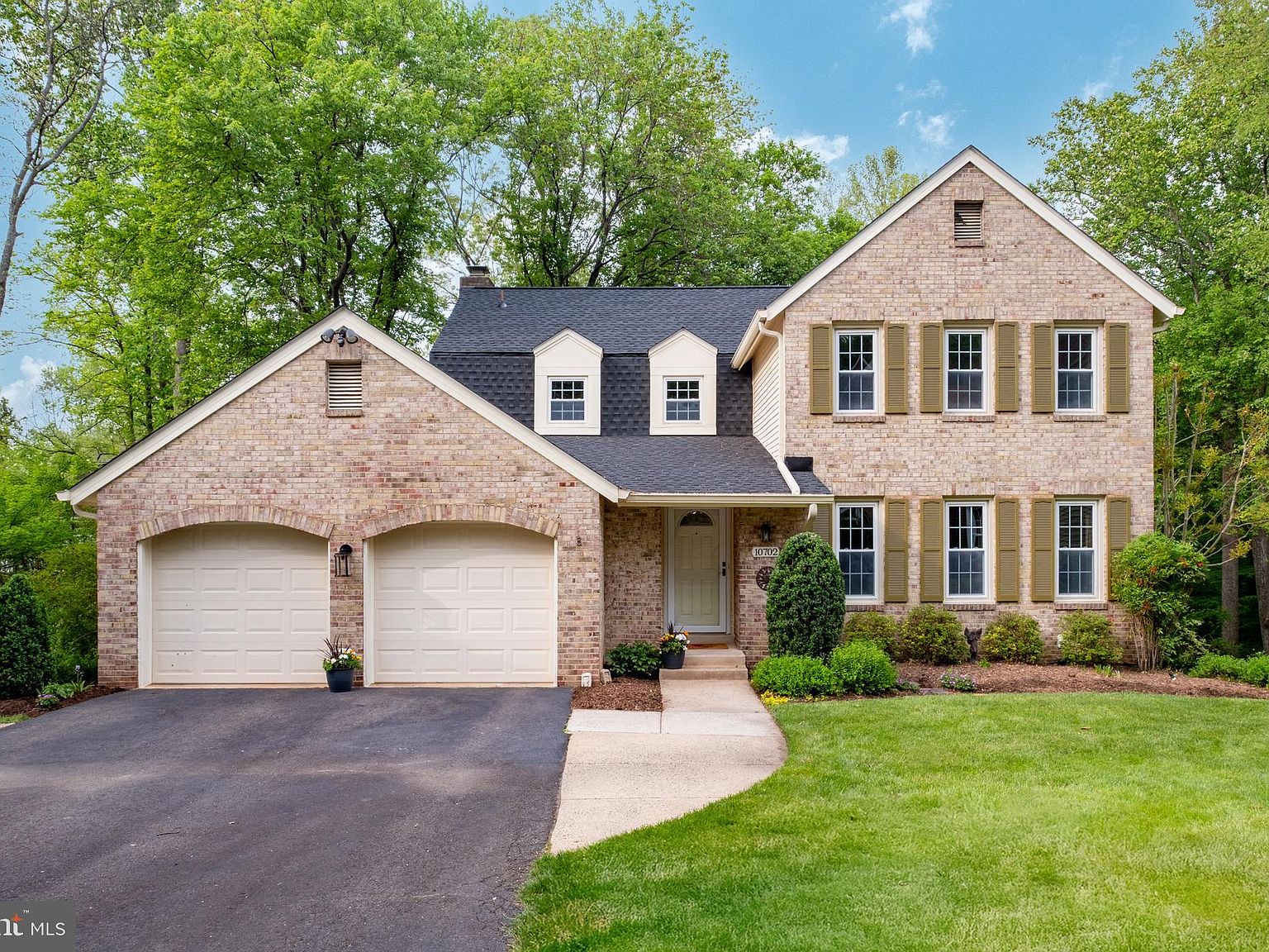 10702 Dundas Oak Ct, Burke, VA 22015 | Zillow