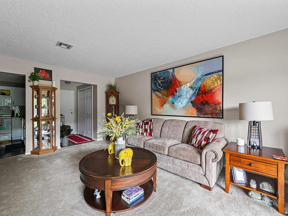 1350 Kimberly Ridge Rd APT 114, Bettendorf, IA 52722 | Zillow