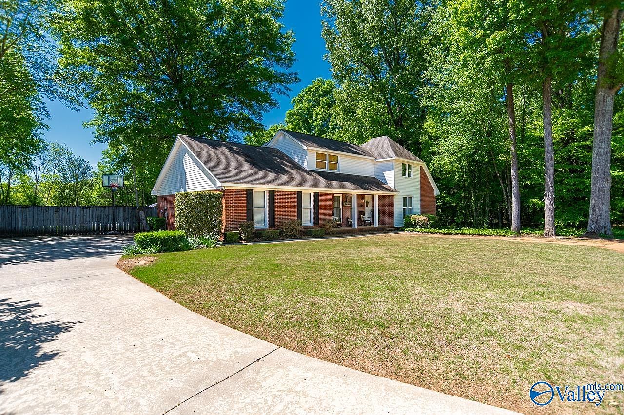 2001 Cotaco Valley Trl SE, Decatur, AL 35603 | Zillow