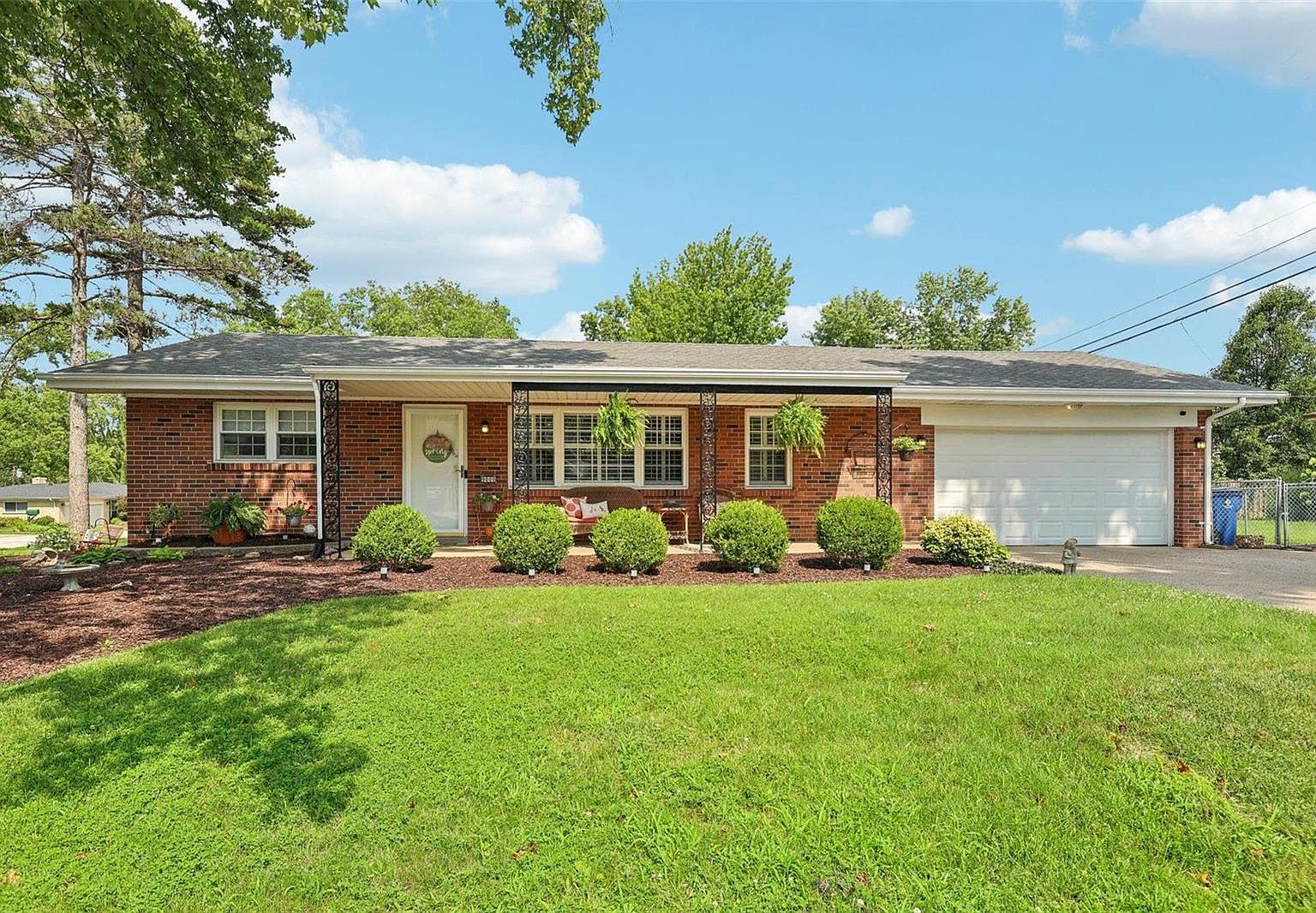 9000 Sappington Rd, Saint Louis, MO 63126 | Zillow