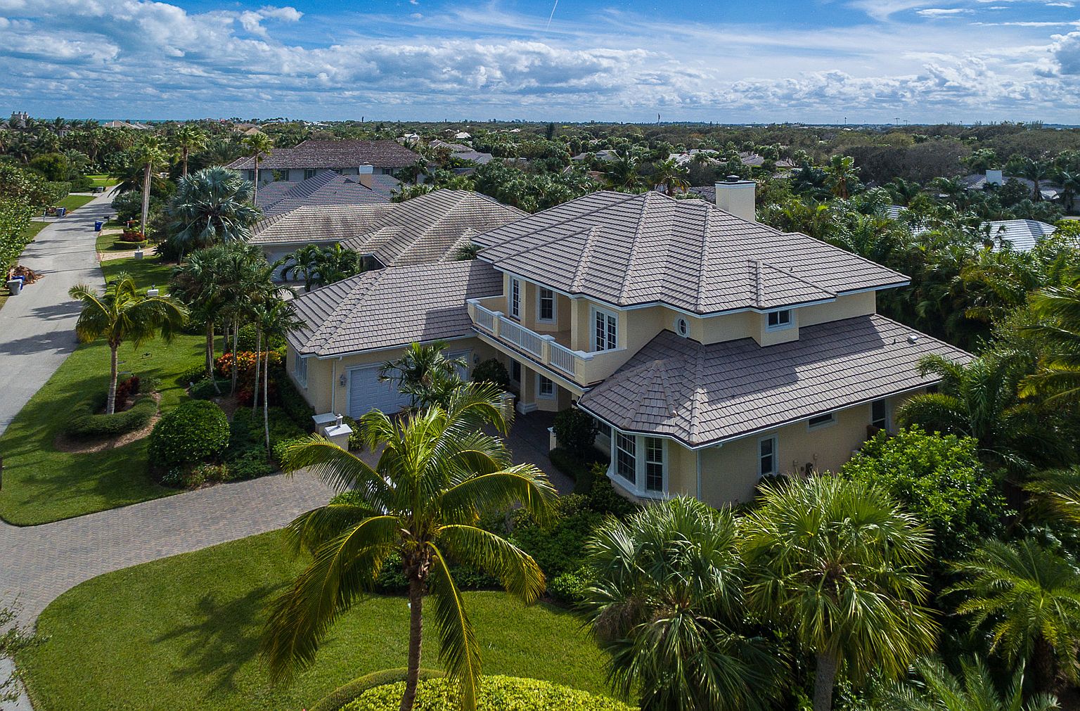 335 Ocean Way, Vero Beach, FL 32963 | Zillow