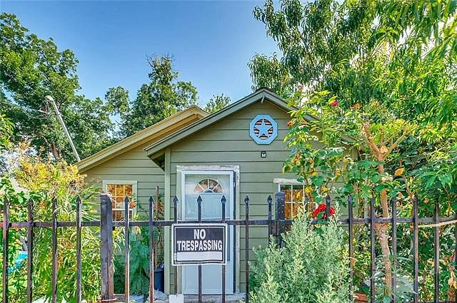 2209 Santa Rita St, Austin, TX 78702 | Zillow