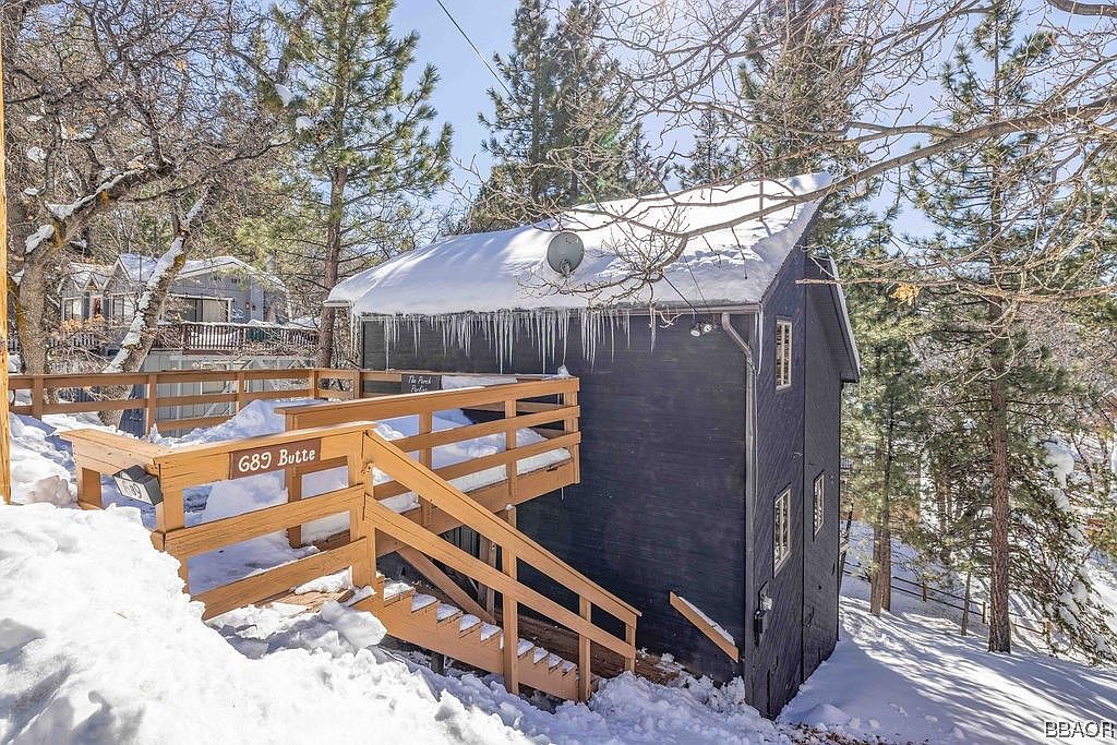 689 Butte Ave, Big Bear City, CA 92314 | MLS #32401205 | Zillow