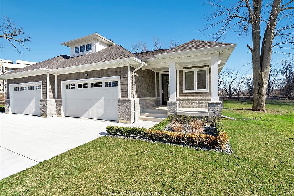 76 Boblo Island Blvd, Amherstburg, ON N9V 4C4 | MLS #25008451 | Zillow