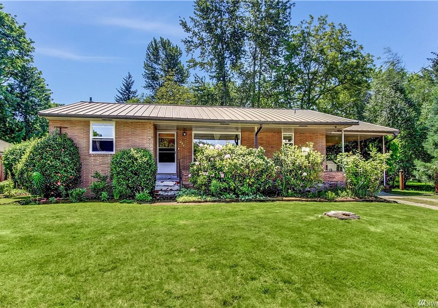 295 NW Cherry Pl #A, Issaquah, WA 98027 | Zillow