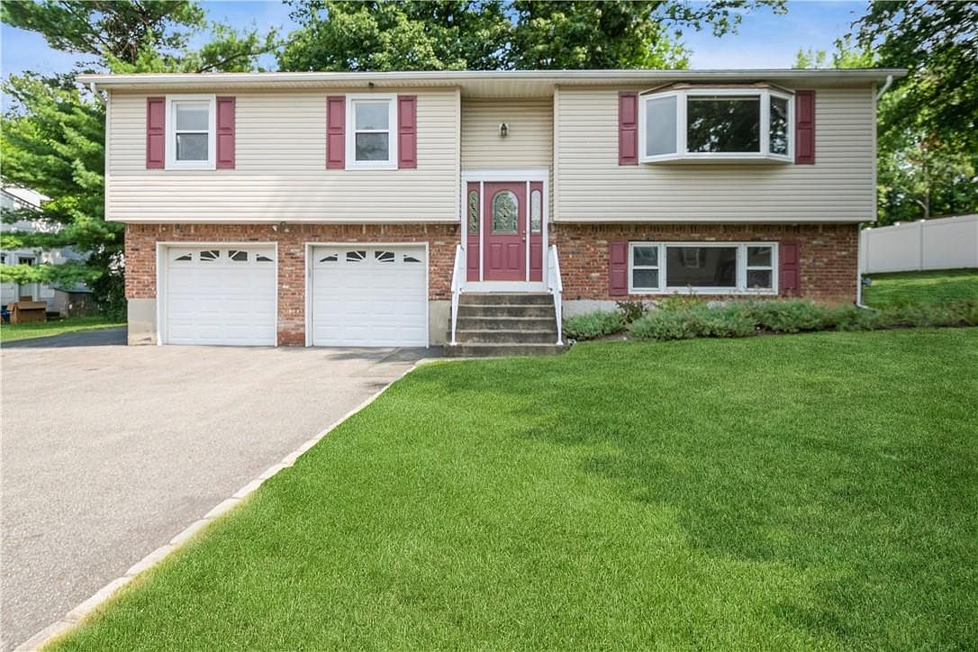 132 Lake Nanuet Drive, Nanuet, NY 10954 | Zillow