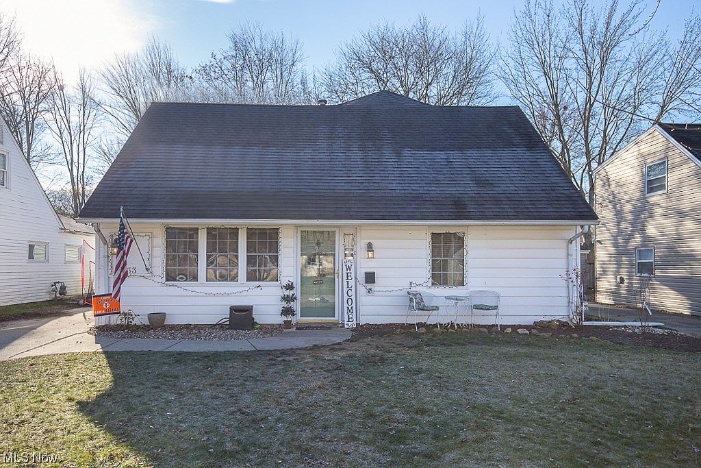 233 Fairpark Dr, Berea, OH 44017 | MLS #5006027 | Zillow