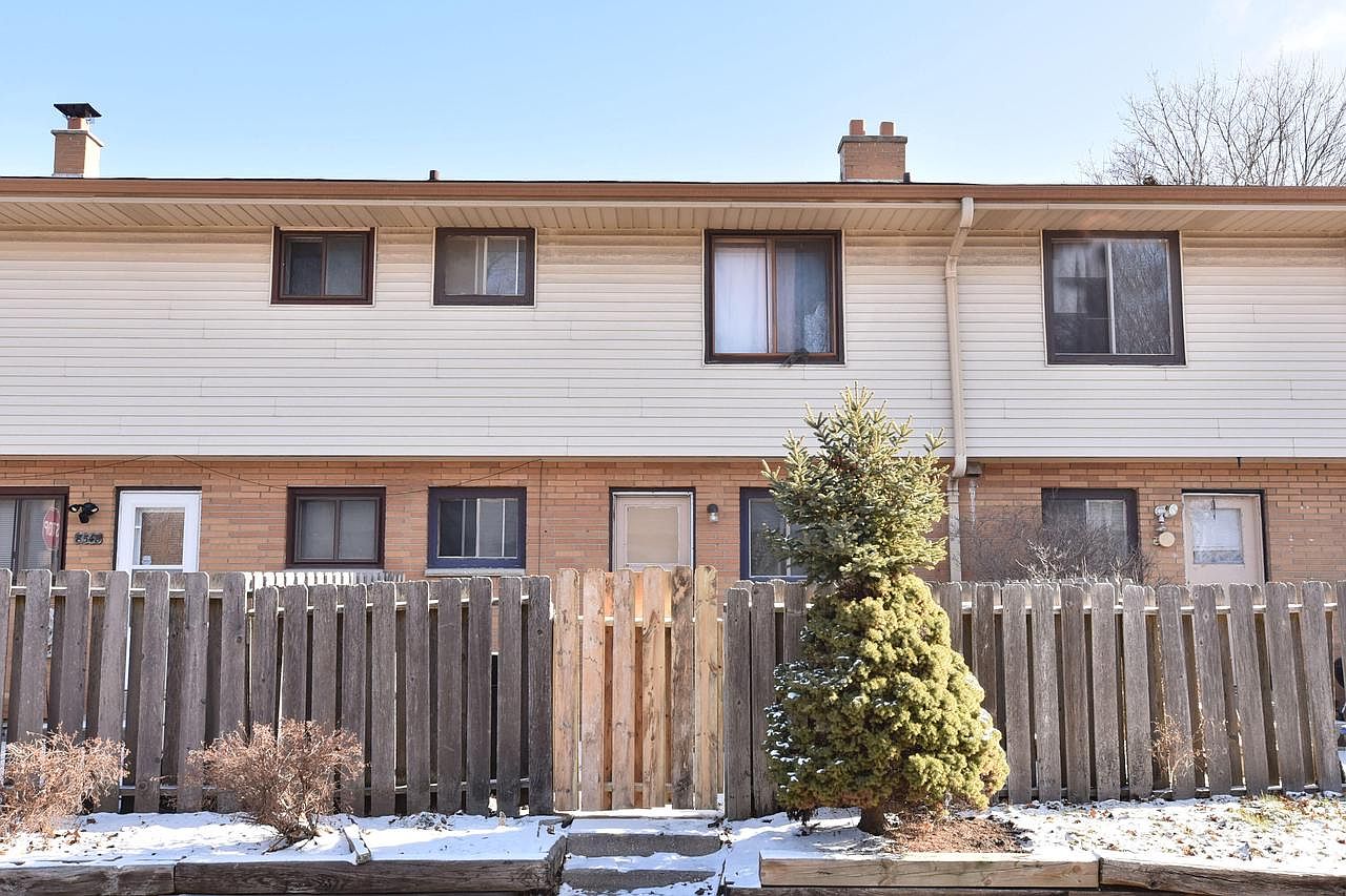 8546 West Villard AVENUE, Milwaukee, WI 53225 | Zillow