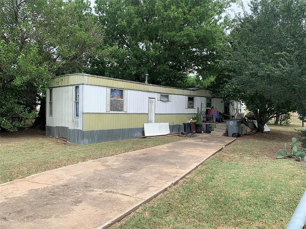2103 SW Charles Whitlow Ave, Lawton, OK 73501 | Zillow