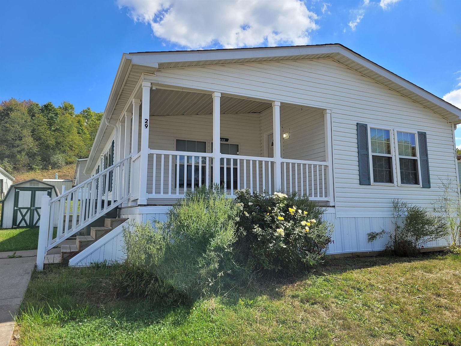 11685 3rd St NE, Magnolia, OH 44643 | Zillow