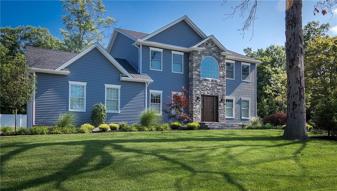 26 Pvt Del Regno Court, Blauvelt, NY 10913 | Zillow