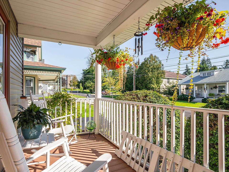 11 Stowell Street, Saint Albans, VT 05478 | MLS #4970916 | Zillow