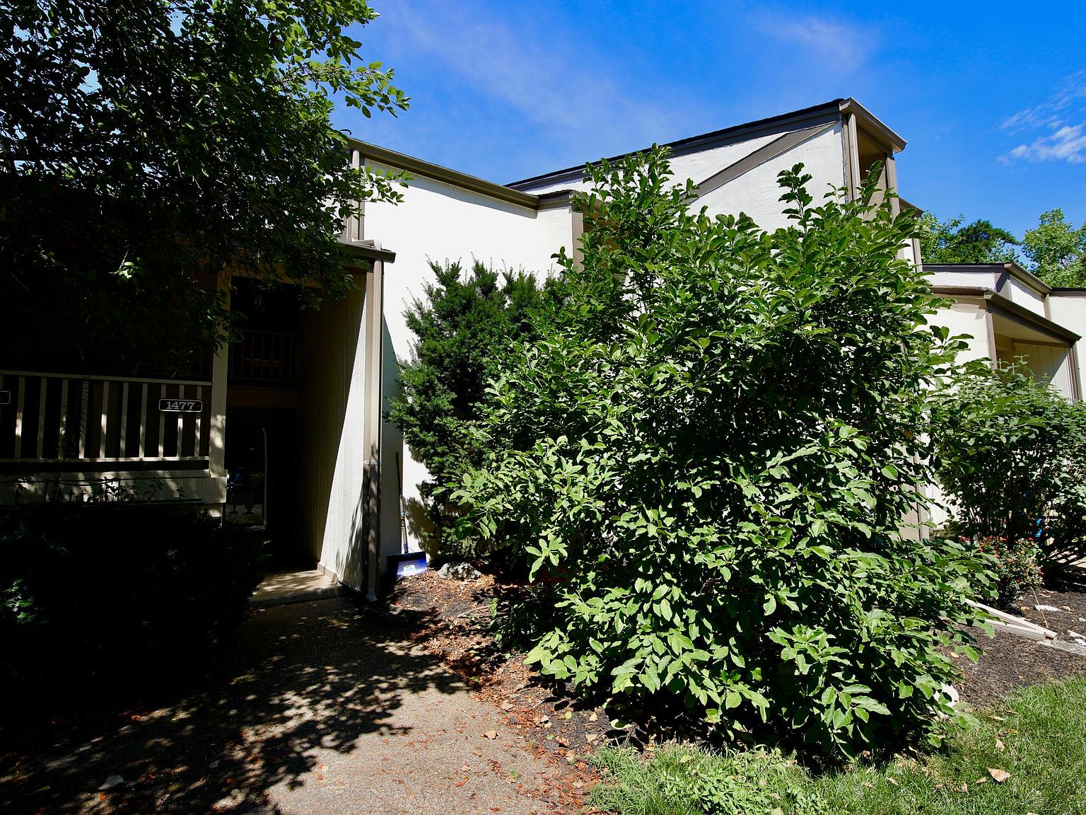 1477 Cliff Ct APT A, Columbus, OH 43204 | Zillow