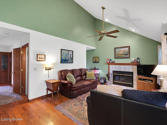 79 Meadow Lake Dr, Taylorsville, KY 40071 | MLS #1689819 | Zillow