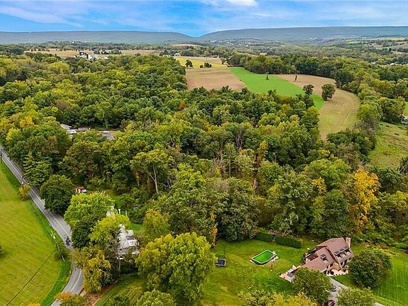 898 Browntown Rd, Nazareth, PA 18064 | MLS #746068 | Zillow