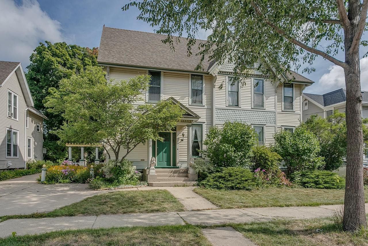 222 East NORTH STREET, Appleton, WI 54911 | Zillow