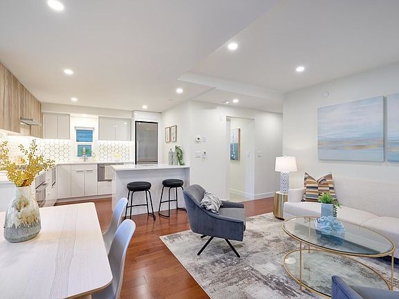 3536 Point Grey Rd #1, Vancouver, BC V6R 1A8 | MLS #R2920894 | Zillow