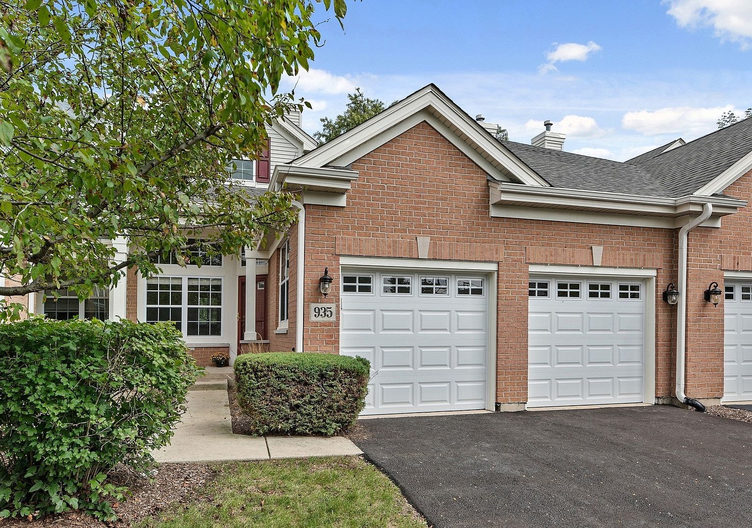935 Winners Cup Ct, Naperville, IL 60565 | Zillow