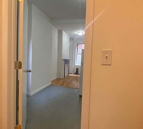 1372 1st Ave APT 4C, New York, NY 10021 | Zillow
