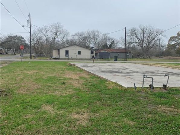 Edna Real Estate - Edna TX Homes For Sale | Zillow