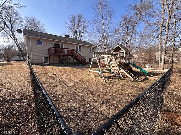 1309 5th Ave E, Alexandria, MN 56308 | Zillow