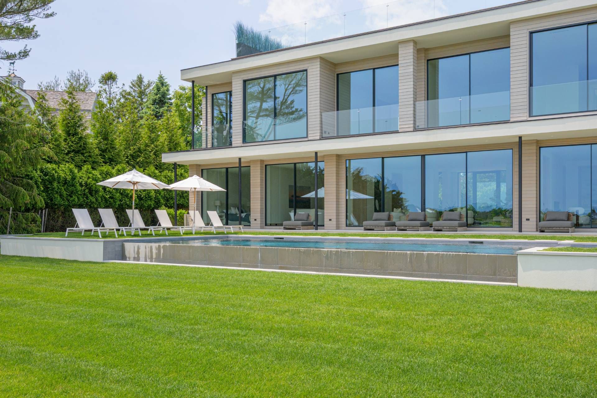 199 Georgian Ln, Water Mill, NY 11976 | Out East