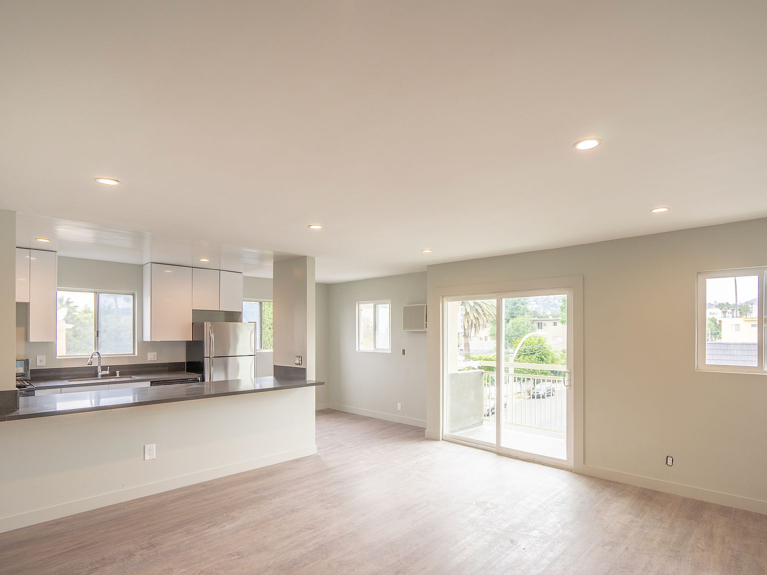 6556 La Mirada Ave APT 302, Los Angeles, CA 90038 | Zillow 6556 La Mirada Ave APT 302, Los Angeles, CA 90038 | Zillow