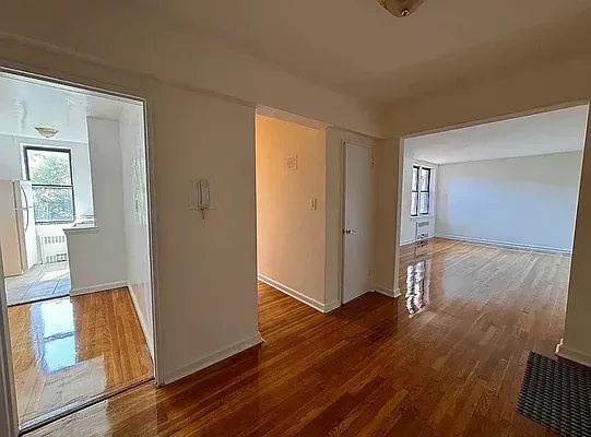 140-50 Burden Crescent #3A in Briarwood, Queens | StreetEasy