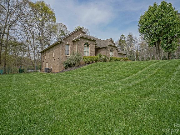 10235 Mount Holly Rd, Charlotte, NC 28214 | MLS #4014074 | Zillow