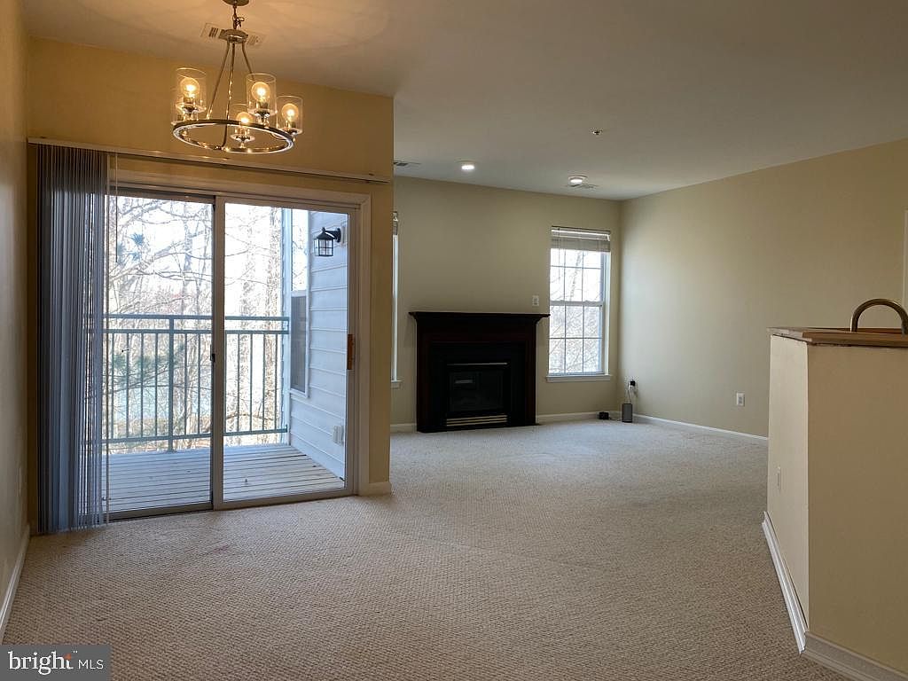 15616 Everglade Ln APT 206, Bowie, MD 20716 | Zillow