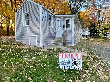1952 Middletown Ave Northford CT | Zillow