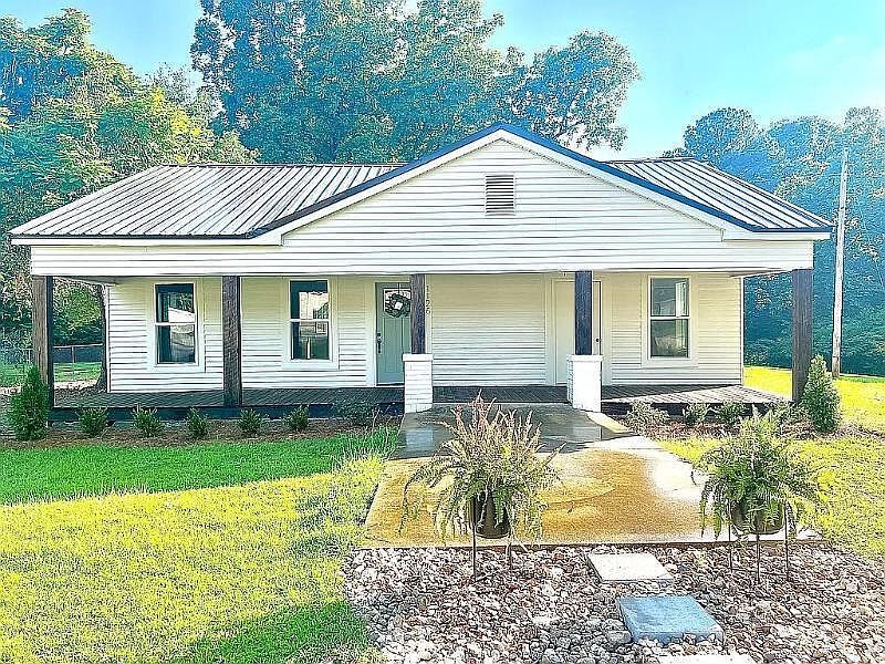 1126 S Clifton St, Fulton, MS 38843 | MLS #24-2629 | Zillow