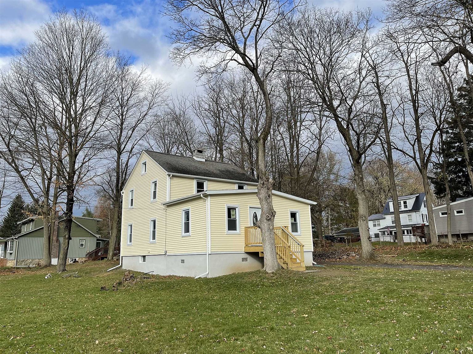 69 Overocker Rd, Poughkeepsie, NY 12603 | Zillow