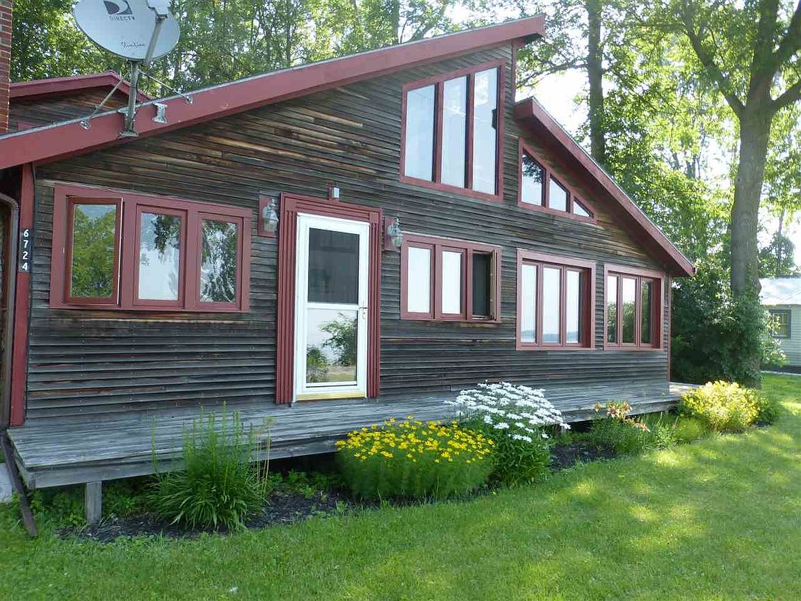 6724 Vt Route 125, Addison, VT 05491 | Zillow