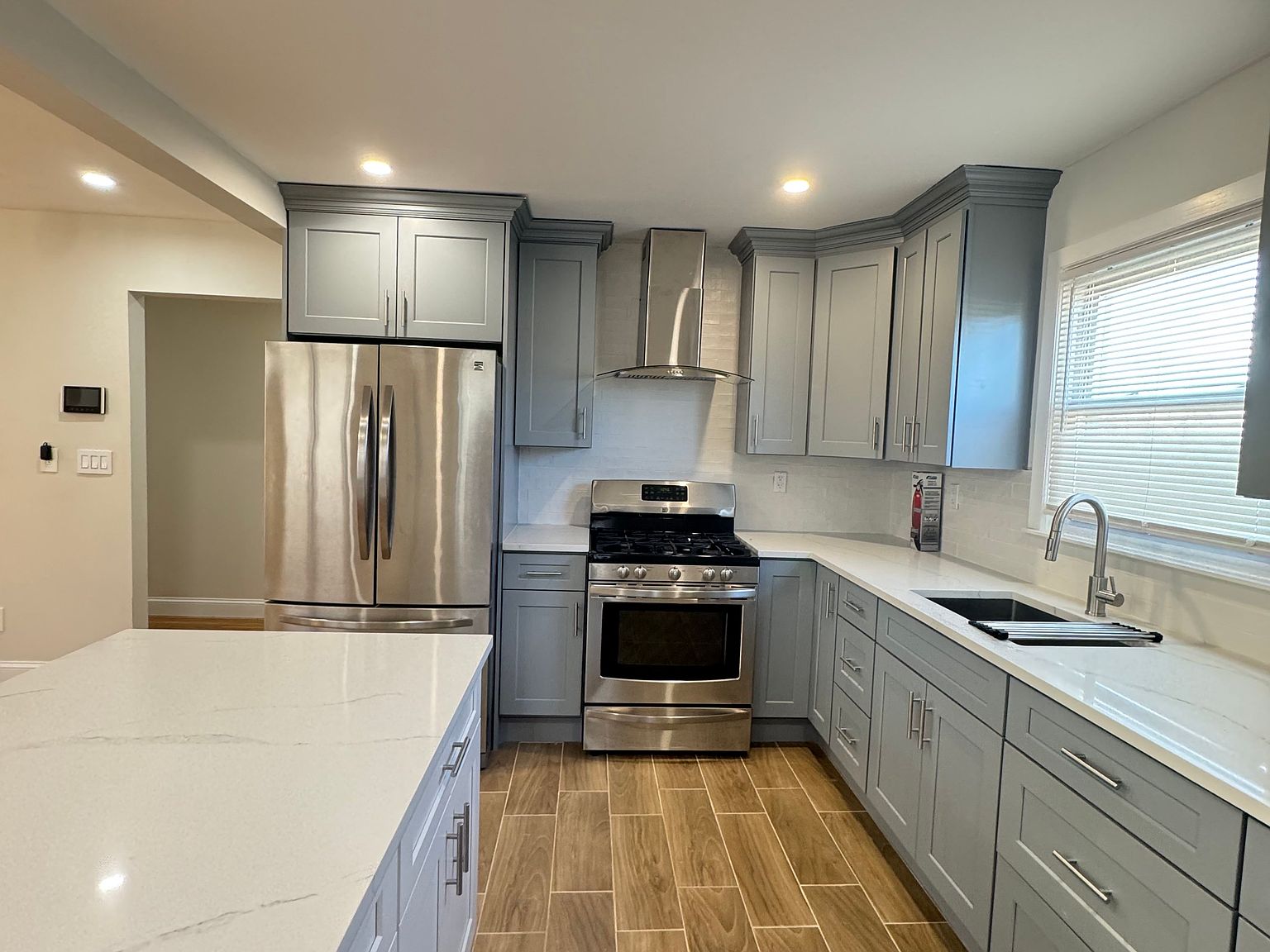 41 Amackassin Ter Floor 2, Yonkers, NY 10703 | Zillow