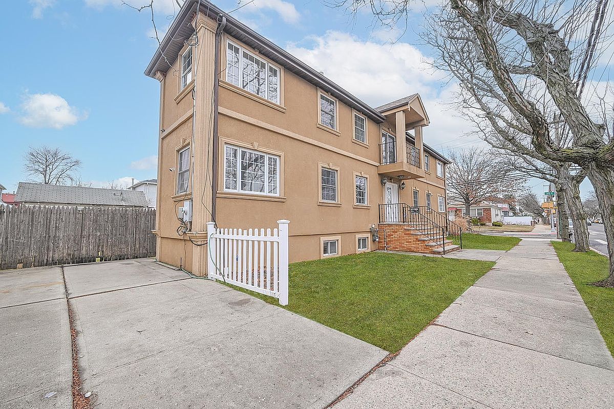 145-06 225th St #1, Springfield Gardens, NY 11413 | MLS #S1751718 | Zillow