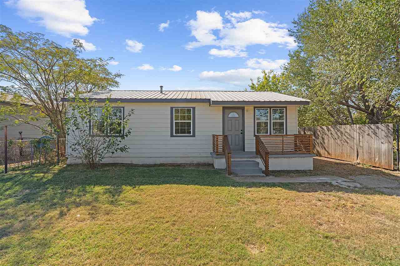 1704 SW Dr Charles W Whitlow Ave, Lawton, OK 73501 | Zillow