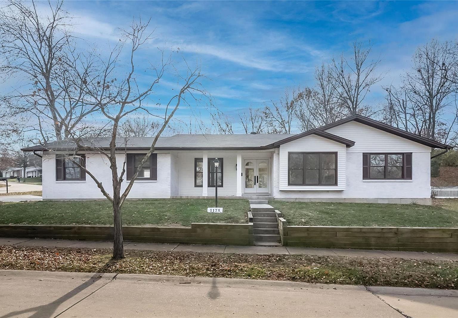 1175 Crested View Dr, Saint Louis, MO 63146 | Zillow