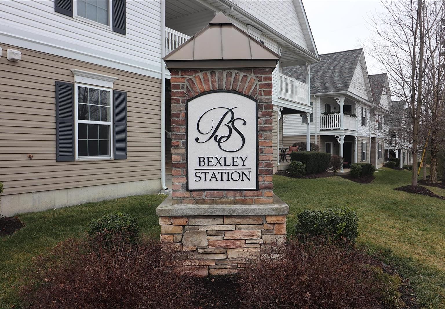 9732 Crayford Rd #5G, Saint Louis, MO 63123 | Zillow