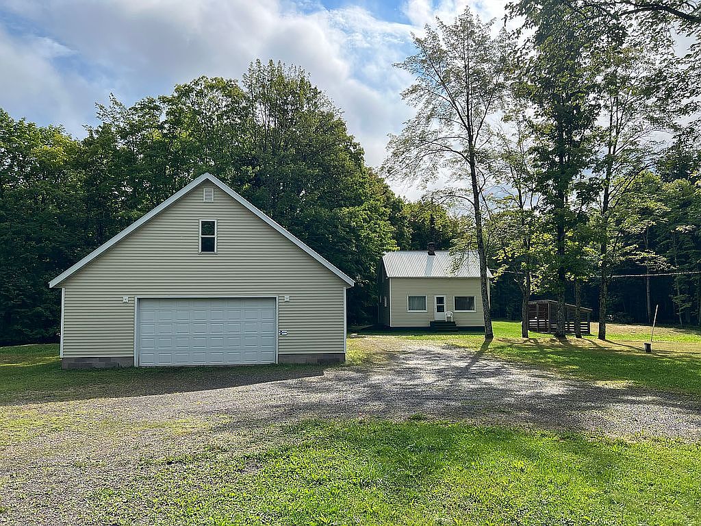 31304 Tapiola Rd, Pelkie, MI 49958 | Zillow