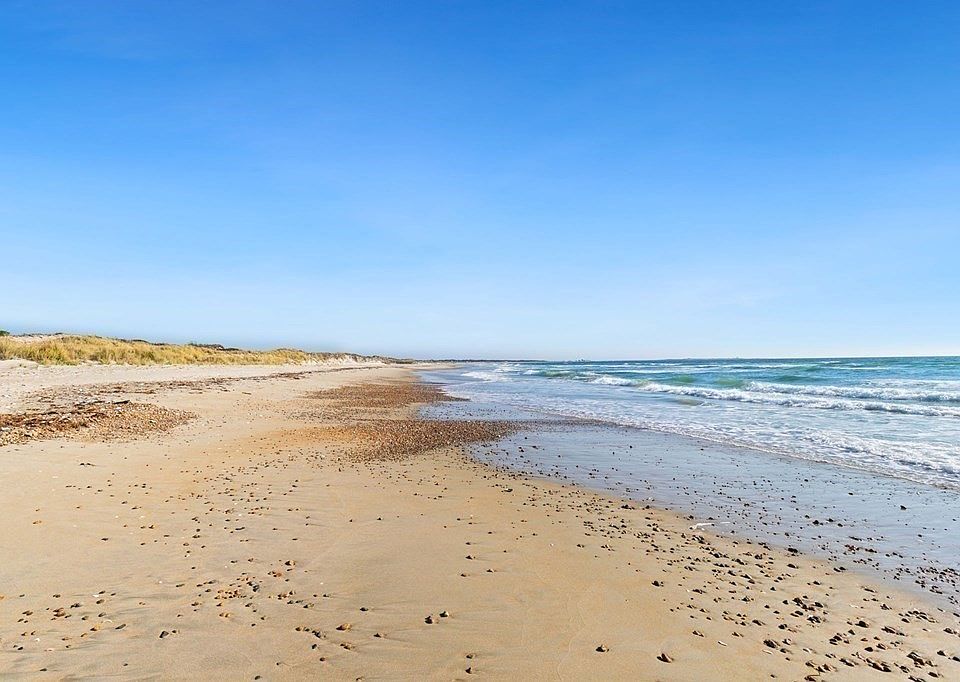 162-A Cherry And Webb Ln #A, Westport Pt, MA 02791 | Zillow