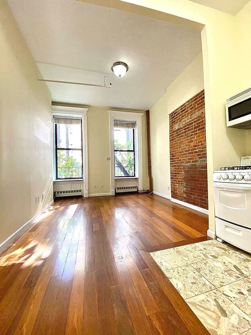 71 W 71st St FRONT 1C, New York, NY 10023 | Zillow