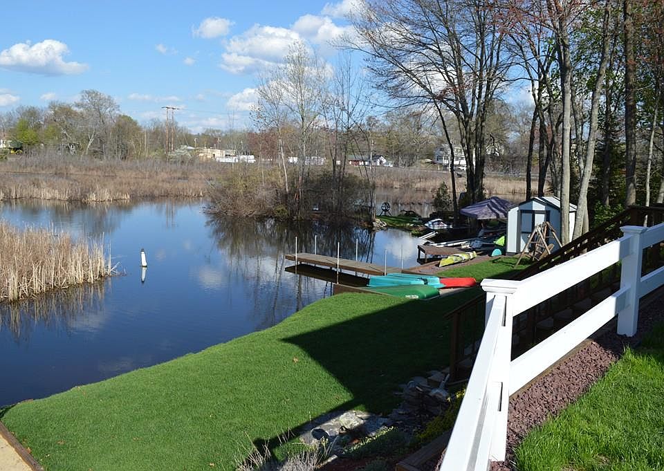 12 Lakeside Dr, Shrewsbury, MA 01545 | Zillow