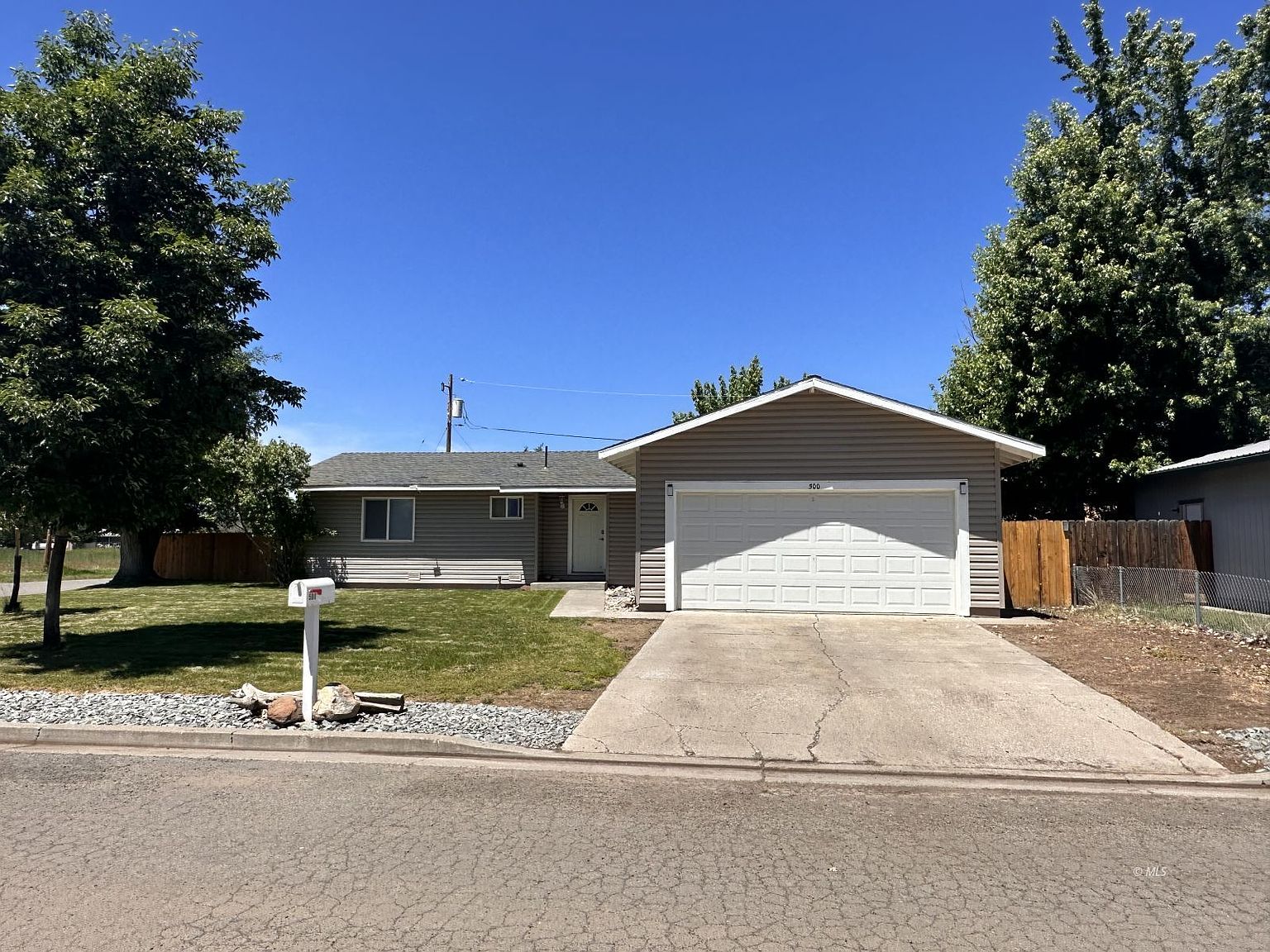 500 E 11th St, Alturas, CA 96101 | MLS #2906270 | Zillow