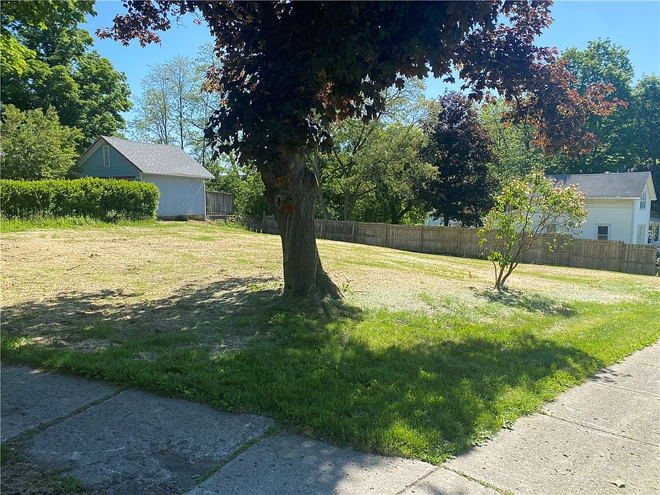 9 Elizabeth St #72, Naples, NY 14512 | MLS #R1473899 | Zillow